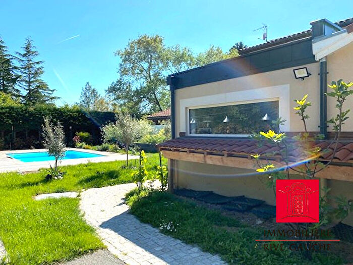 Maison à louer - Belmont-dAzergues - 6 pièces - 3 chambres