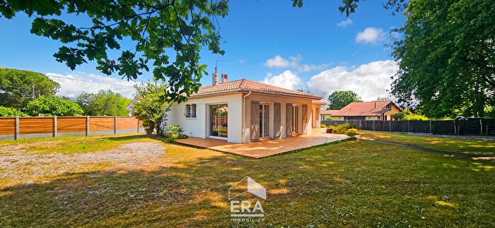 Maison à vendre - Le Pian-Médoc - 6 pièces - 4 chambres