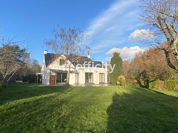 Maison à louer - Nord Ouest, La Chapelle-sur-Erdre - 8 pièces - 5 chambres