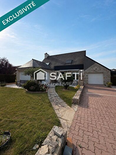 Maison 6 pièces à Trébédan, à vendre