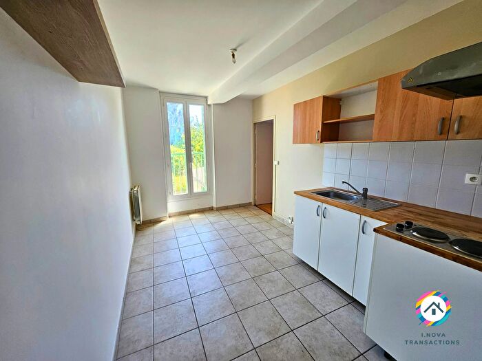 Appartement 2 pièces à Saverdun, à louer