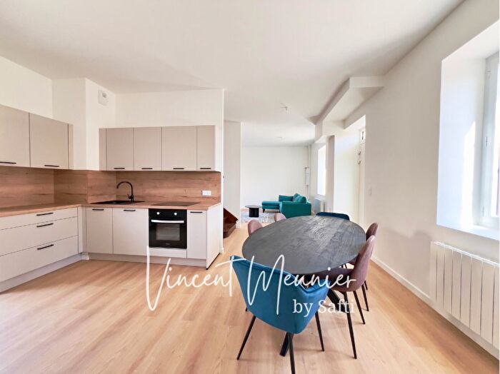 Maison à vendre - Saint-Maurice-de-Beynost - 5 pièces - 4 chambres