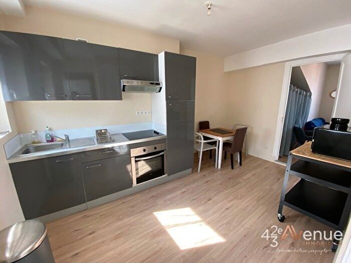 Appartement 2 pièces à louer - Saint-Étienne, Centre-ville, Peuple, Chavanelle