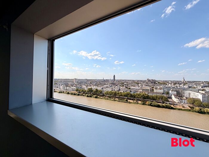 Nantes, Ile de Nantes : Appartement 3 pièces à vendre