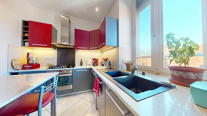 Appartement à vendre - Grenoble, Centre-ville - 4 pièces - 3 chambres