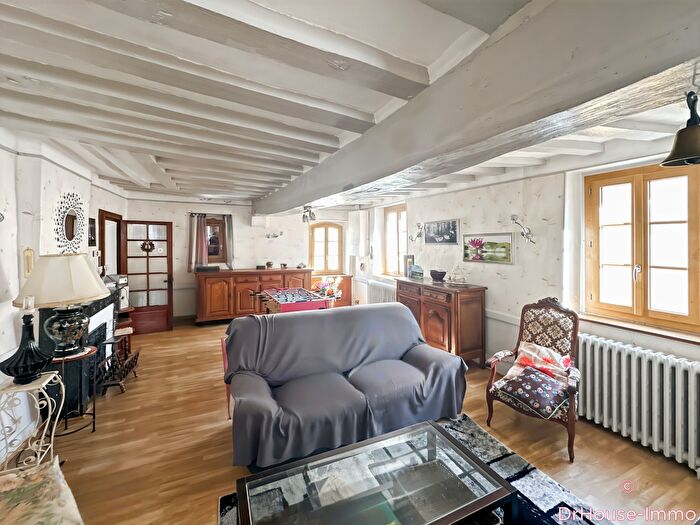 Maison 8 pièces à vendre à Bellou-le-Trichard