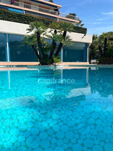 Appartement 3 pièces à vendre à Cannes, Croix des Gardes