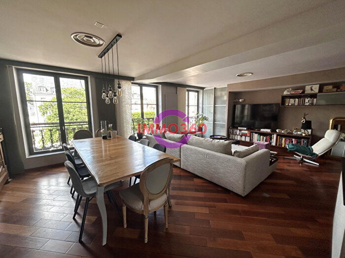 Vendôme, Centre-ville, Rochambeau - Appartement 4 pièces à vendre