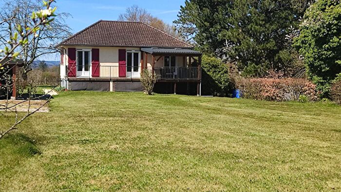 Soursac : Maison 4 pièces à vendre