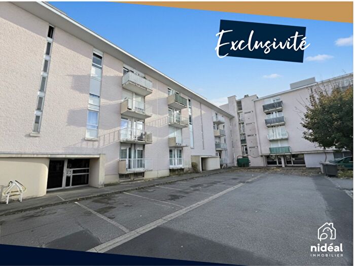 Appartement à vendre - Maubeuge - 3 pièces - 2 chambres