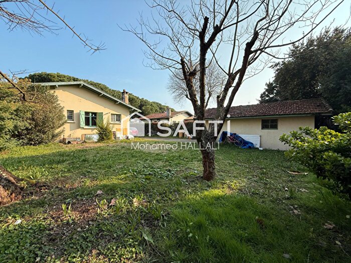 Maison à vendre - La Teste-de-Buch, Les Chênes Verts, Bordes, Clair-Bois, Pinède de Conteau - 4 pièces - 3 chambres