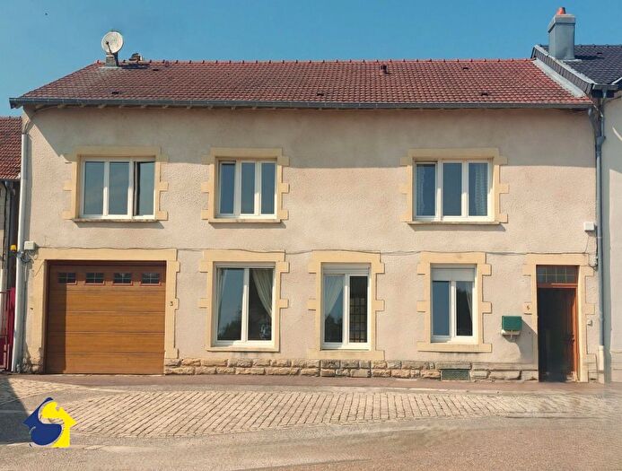Maison 11 pièces à Landres, à vendre