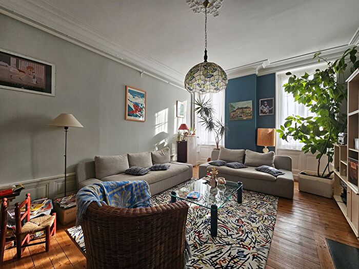 Appartement à vendre - Clermont-Ferrand, Delille, Cathédrale, La Gare - 5 pièces - 3 chambres