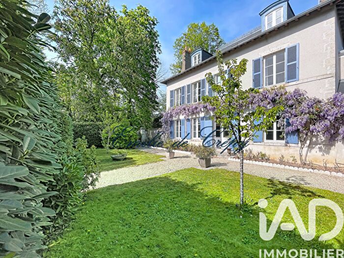 Saint-Jean-le-Blanc : Maison 12 pièces à vendre