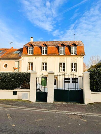 Maison à vendre - Orgeval - 7 pièces - 5 chambres
