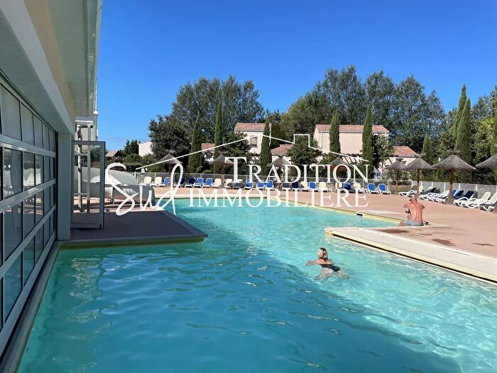 Appartement à vendre - Paradou - 2 pièces - 1 chambre