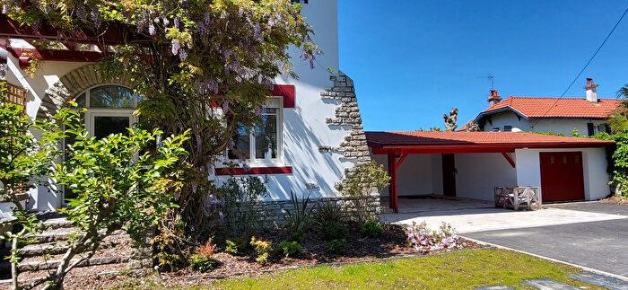 Maison à vendre - BayonneBayonaBaiona, Arènes - 6 pièces - 4 chambres