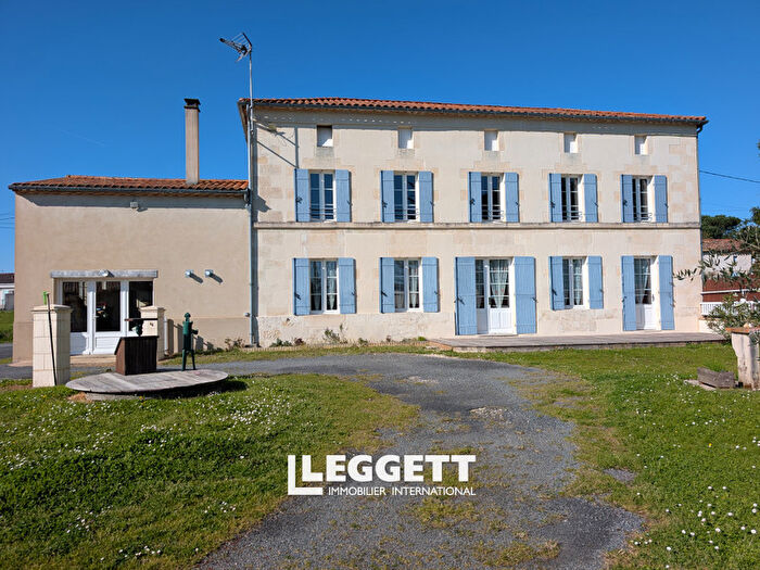 Maison à vendre - Montguyon - 7 pièces - 4 chambres