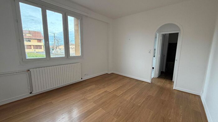 Appartement à louer - Clermont-Ferrand, Herbet, Brezet, Saint-Jean - 1 pièce - 1 chambre