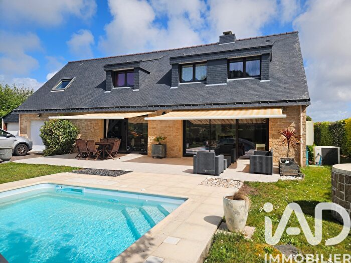 Maison à vendre - Plouhinec - 6 pièces - 4 chambres