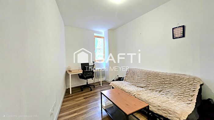 Appartement à vendre - Pertuis, Centre-ville, Fours à Chaux, Claret - 2 pièces - 1 chambre