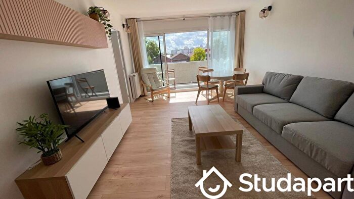 Sadi Carnot, Aubervilliers : Appartement 1 pièce à louer