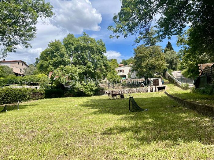 Saint-Paul-en-Forêt : Maison 3 pièces à vendre