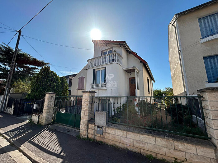 Maison 6 pièces à Poissy, Saint-Barthélémy, à vendre