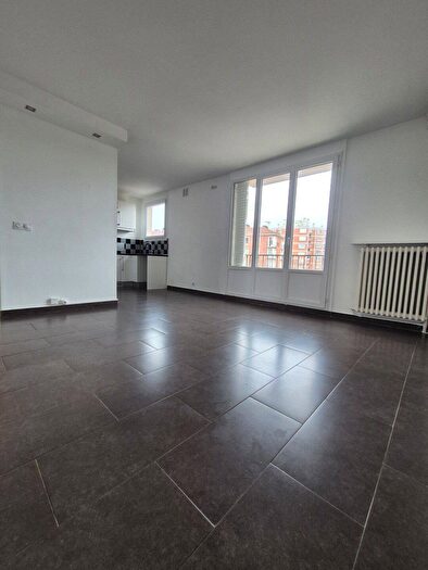 Appartement à louer - Jaures, Joinville-le-Pont - 3 pièces - 2 chambres