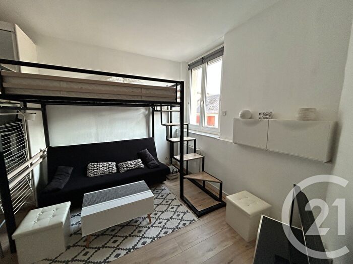 Appartement 1 pièce à Lisieux, Centre-ville, à louer
