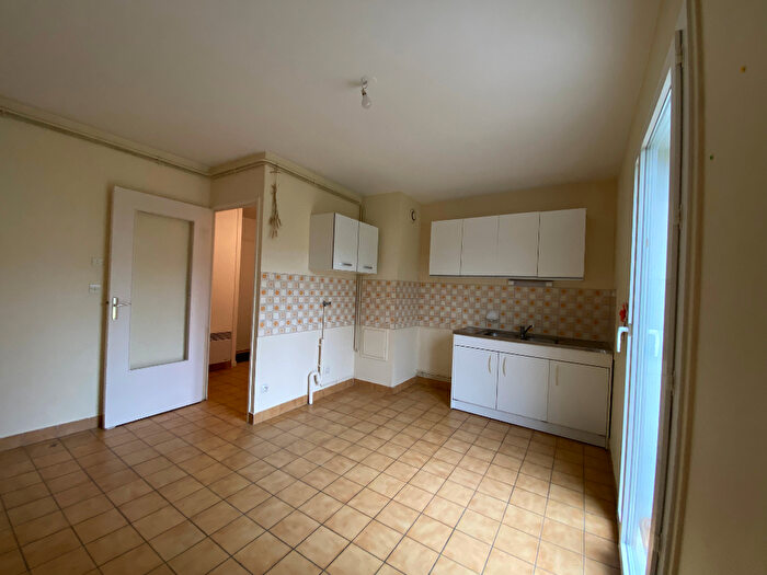 Rignieux-le-Franc - Maison 4 pièces à louer