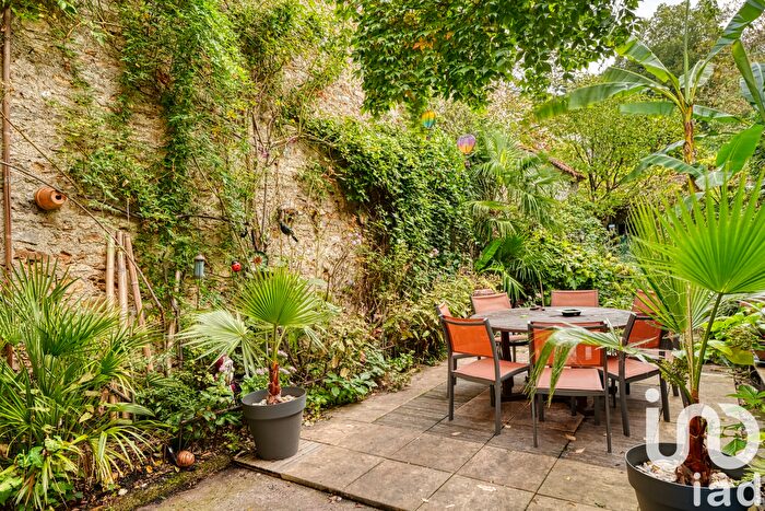 Maison à vendre - Saint-Brice-sous-Forêt, Centre-ville, Clos - 7 pièces - 4 chambres