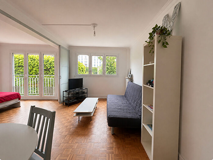 Appartement 3 pièces à louer à Montrouge, Haut-Mesnil Grand Sud