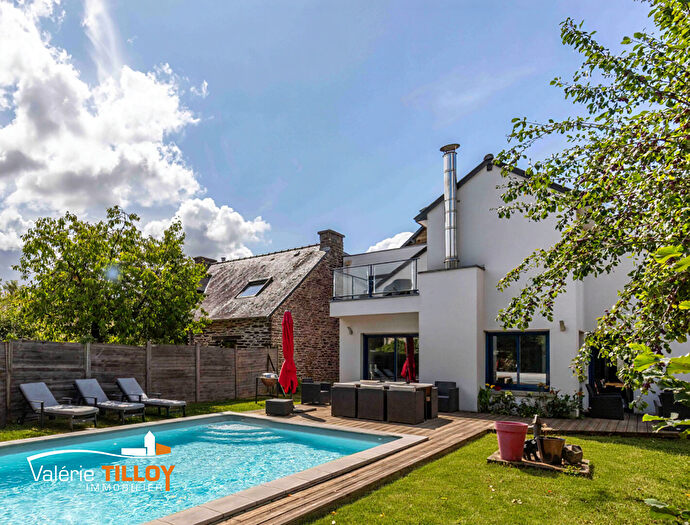 Maison à vendre - Bruz, Centre-ville - 8 pièces - 5 chambres