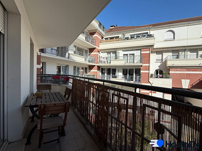 Appartement 4 pièces à Les Lilas, à vendre