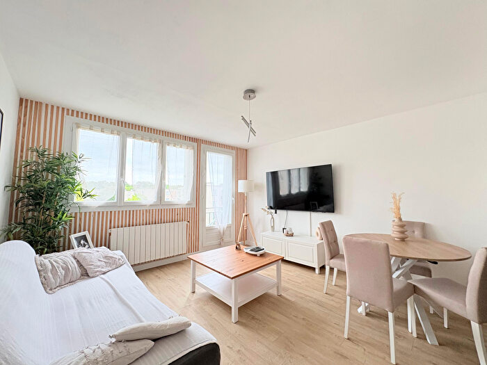 Le Plessis-Trévise, Saint-Antoine : Appartement 3 pièces à vendre