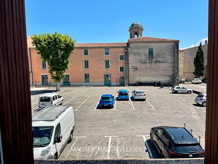 Appartement à vendre - Carcassonne, Centre-ville - 2 pièces - 1 chambre