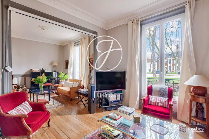 Maison 10 pièces à vendre à Versailles, Montreuil