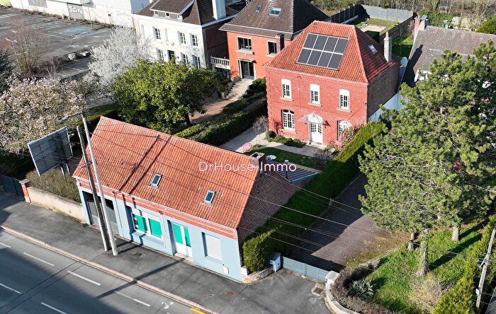 Maison 12 pièces à Béthune, Centre-ville, à vendre