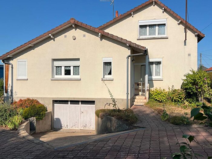 Maison 6 pièces à Saint-Ouen, à vendre