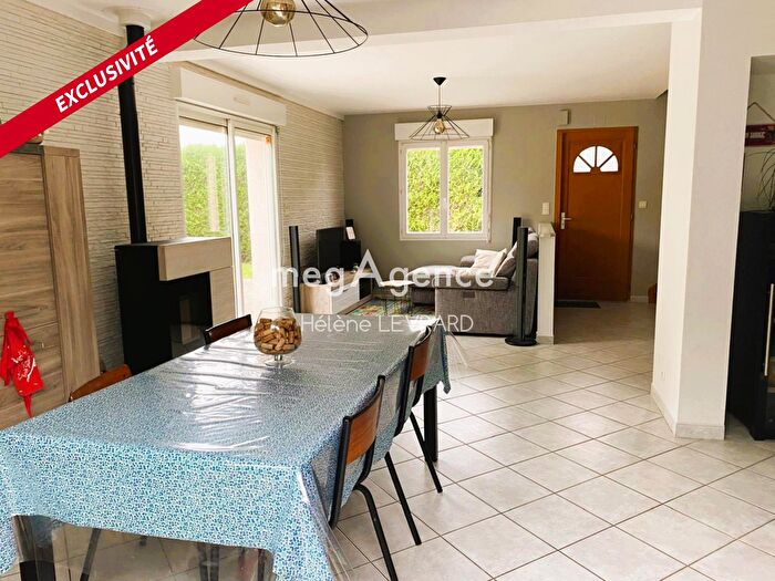 Maison à vendre - Chammes - 6 pièces - 4 chambres