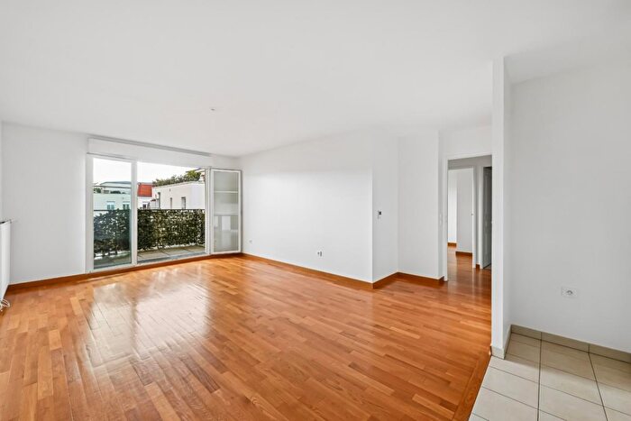 Appartement à vendre - Le Plessis-Trévise, Marbeau, Coeuilly - 3 pièces - 2 chambres