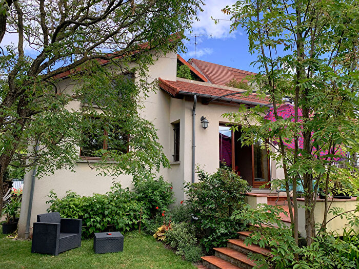 Maison à vendre - Gagny, Maison Blanche - 6 pièces - 3 chambres