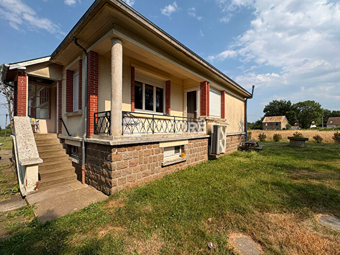 Maison 5 pièces à Athis-de-l'Orne, à vendre