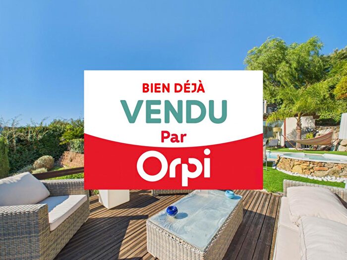 Maison à vendre - Mandelieu-la-Napoule, Minelle - 5 pièces - 3 chambres