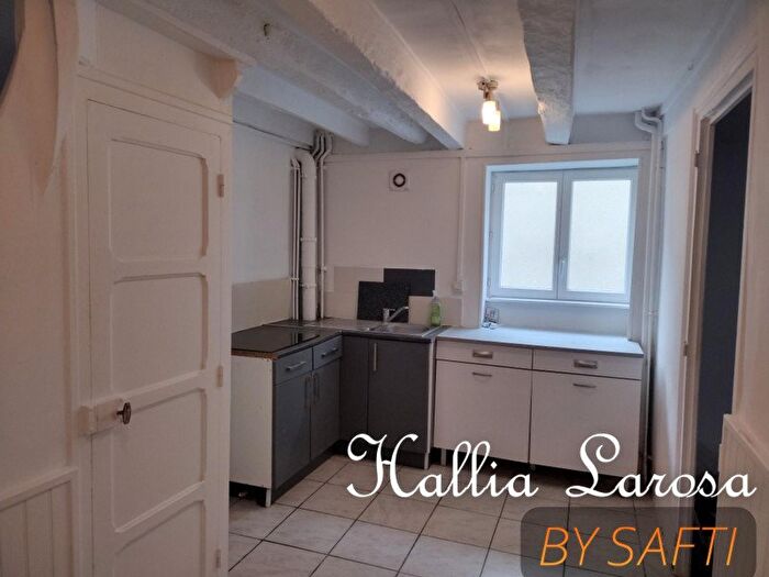 Maison à vendre - Montmorillon - 3 pièces - 2 chambres