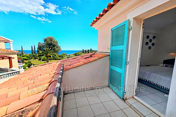 Appartement 3 pièces à vendre à Saint-Raphaël, Dramont