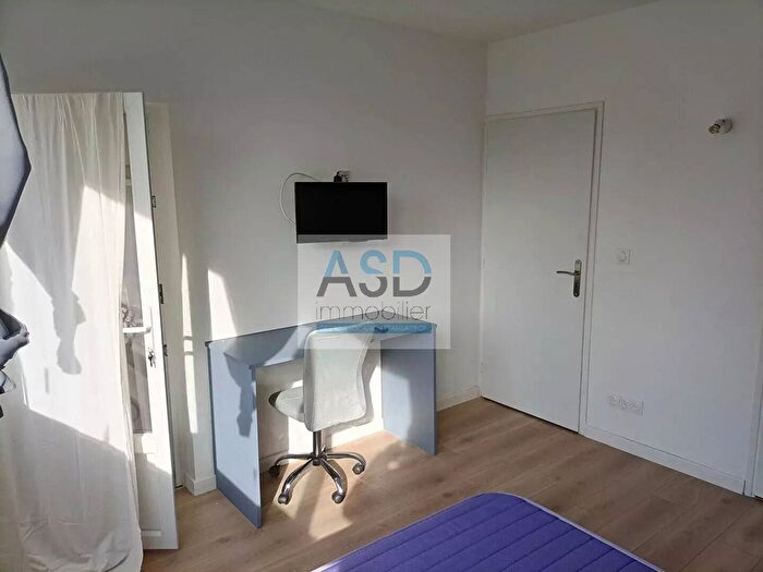 Appartement à louer - Edouard Vaillant-Vauban-Barbieux, Roubaix - 1 pièce