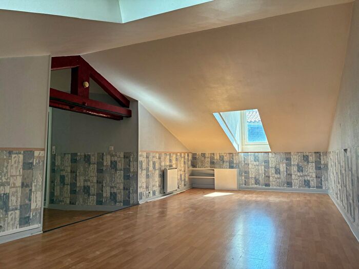 Appartement à louer - Valence, Centre-ville - 3 pièces - 2 chambres