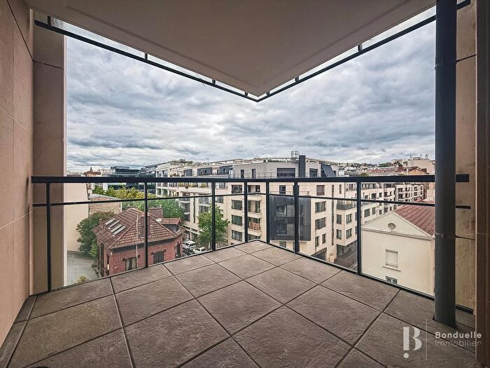 Appartement 3 pièces à louer à Suresnes, Carnot, Gambetta
